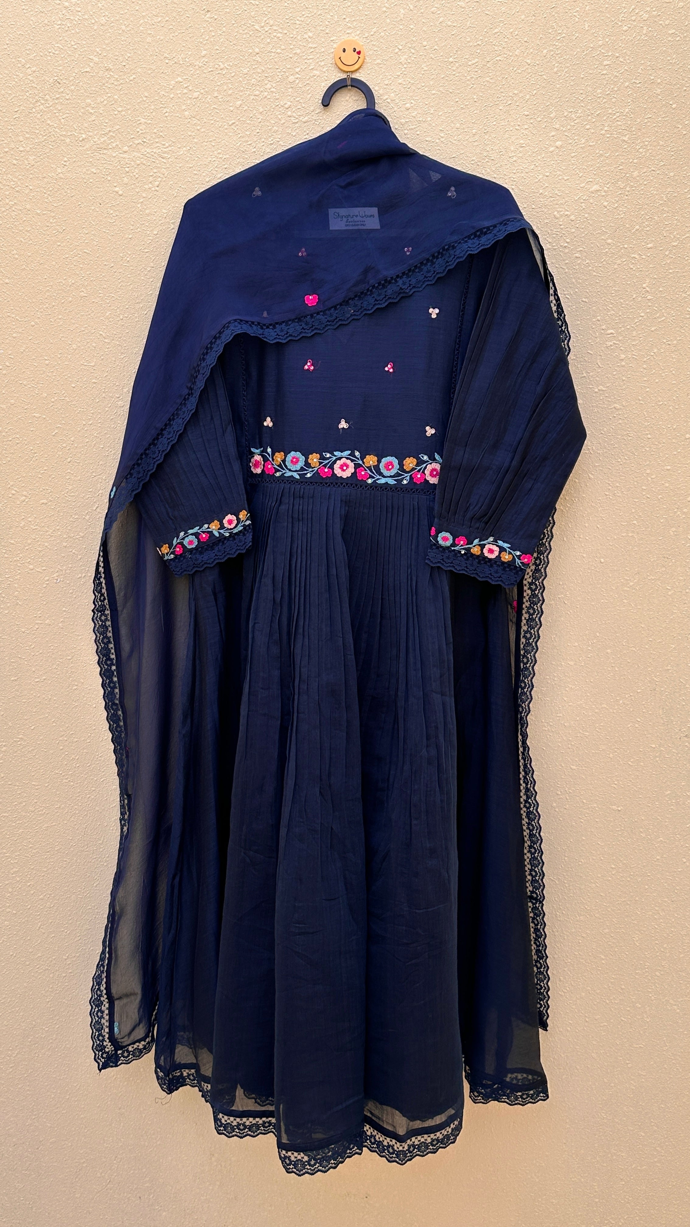 MOONLIT NAVY – Signature Waves